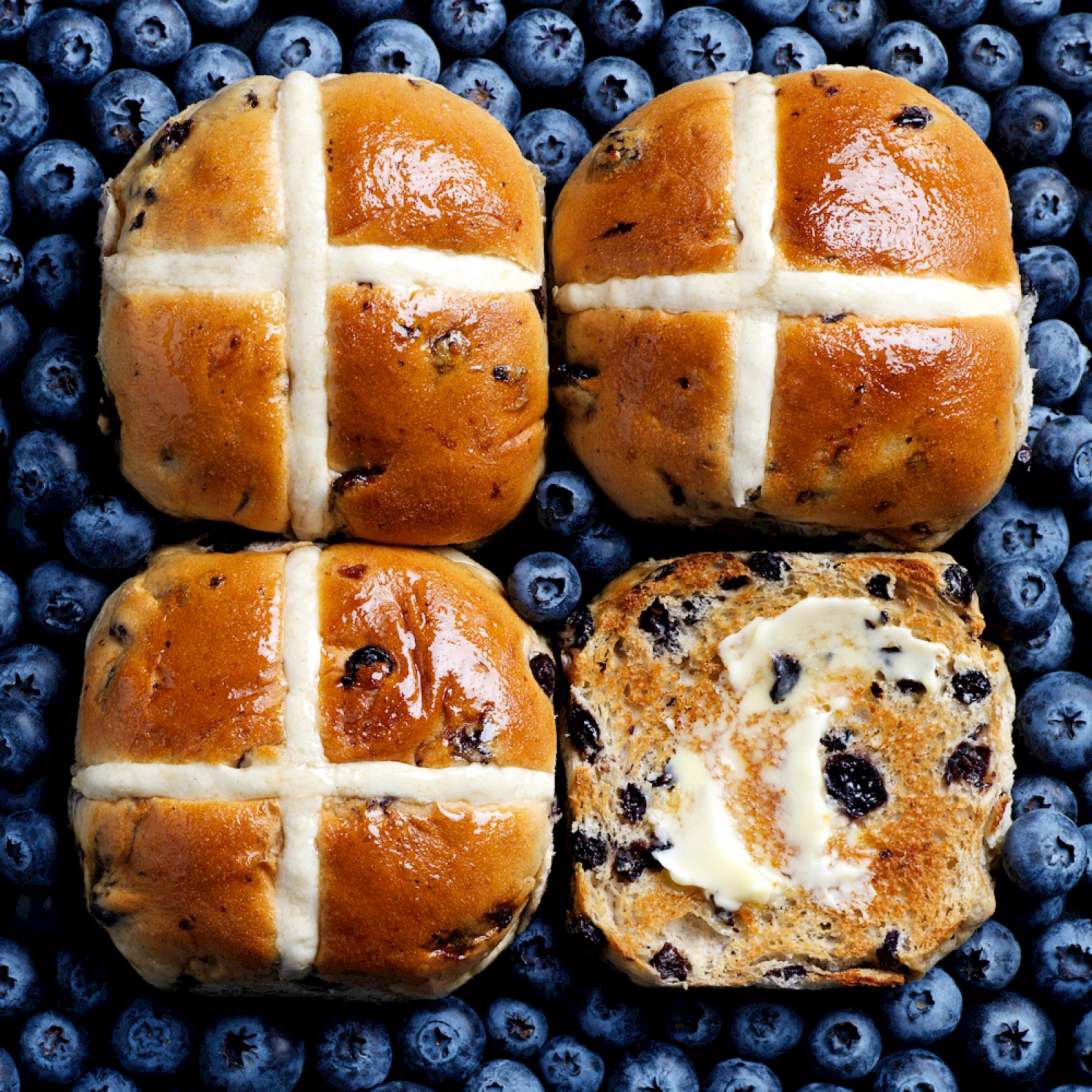 Blueberry Hot Cross Buns - Karen Thomas Photography